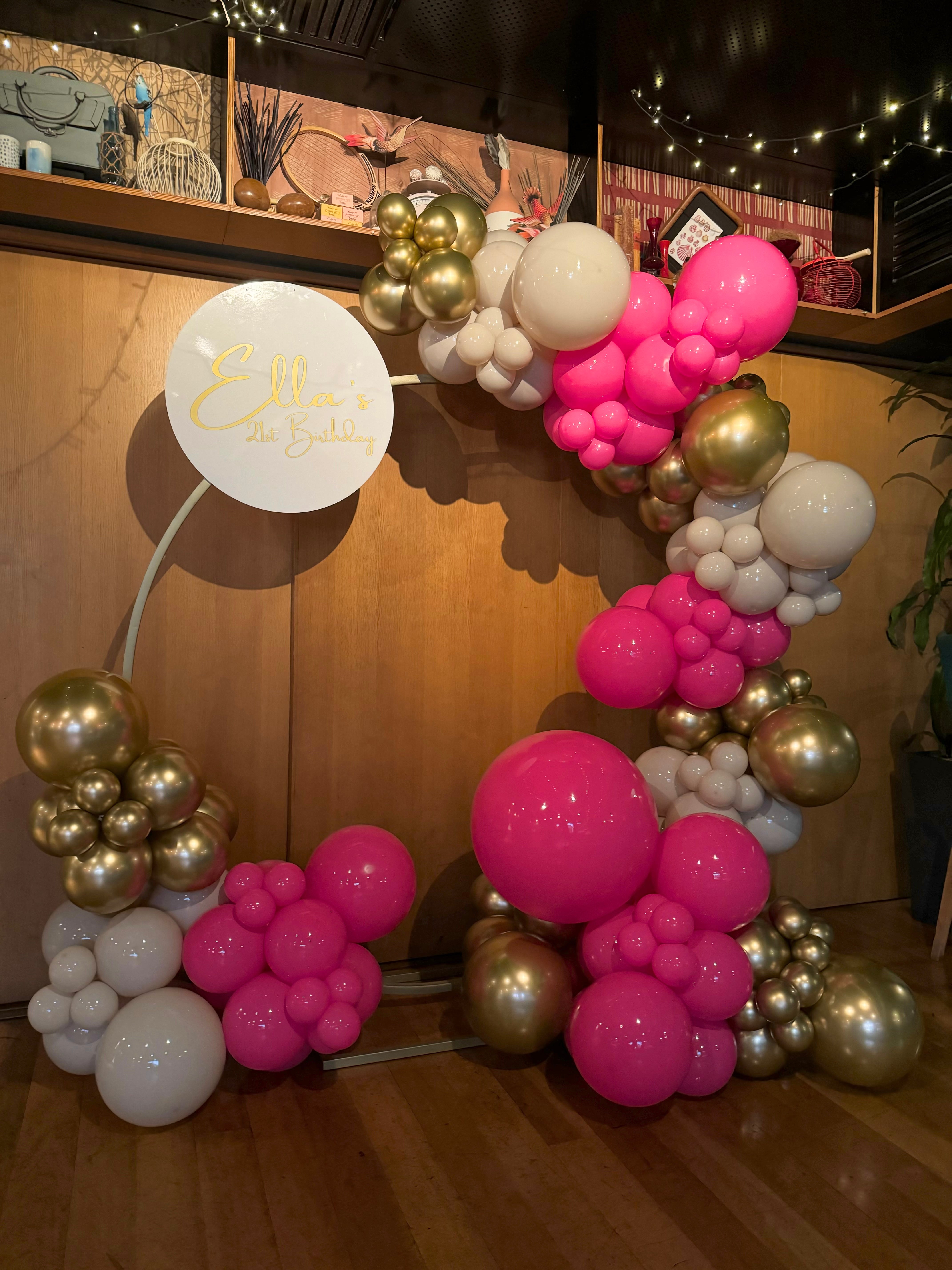 HALO HOOP BALLOON BACKDROP – Rainbow Events